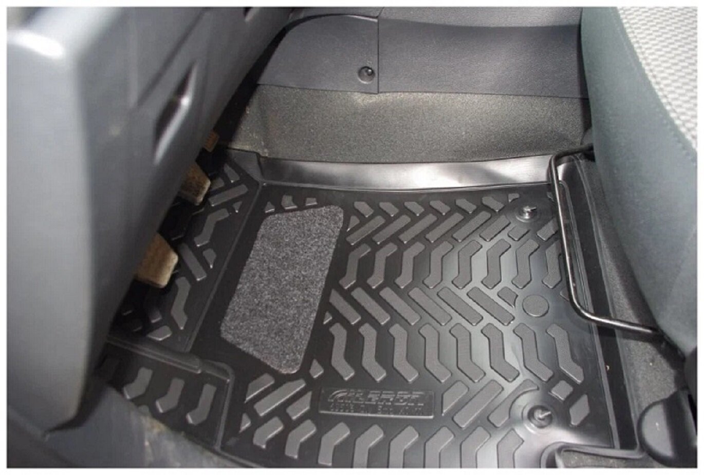 Geely Emgrand X7 (NL-1)(2011-16) модельные коврики в салон (3D с подпятником)