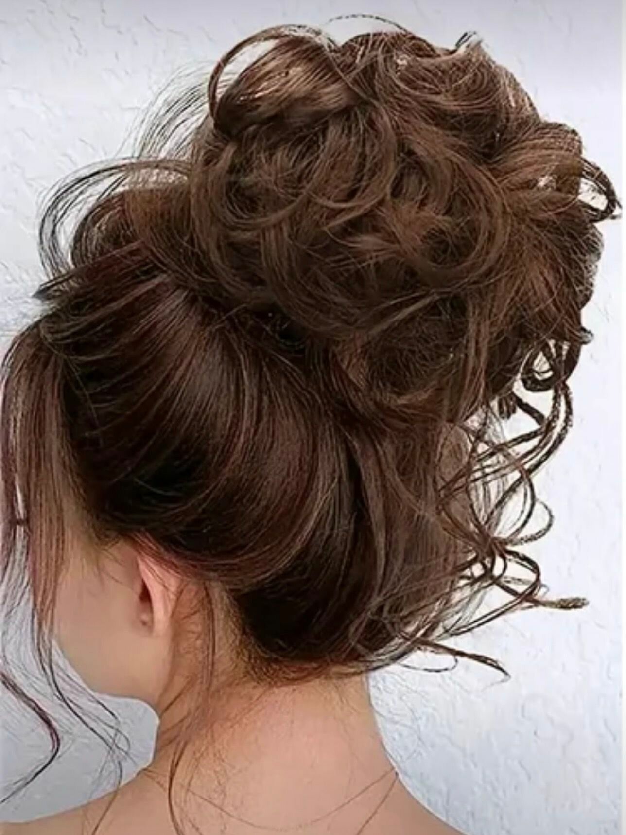 Шиньон на резинке, пучок локонов, пряди для праздничной прически