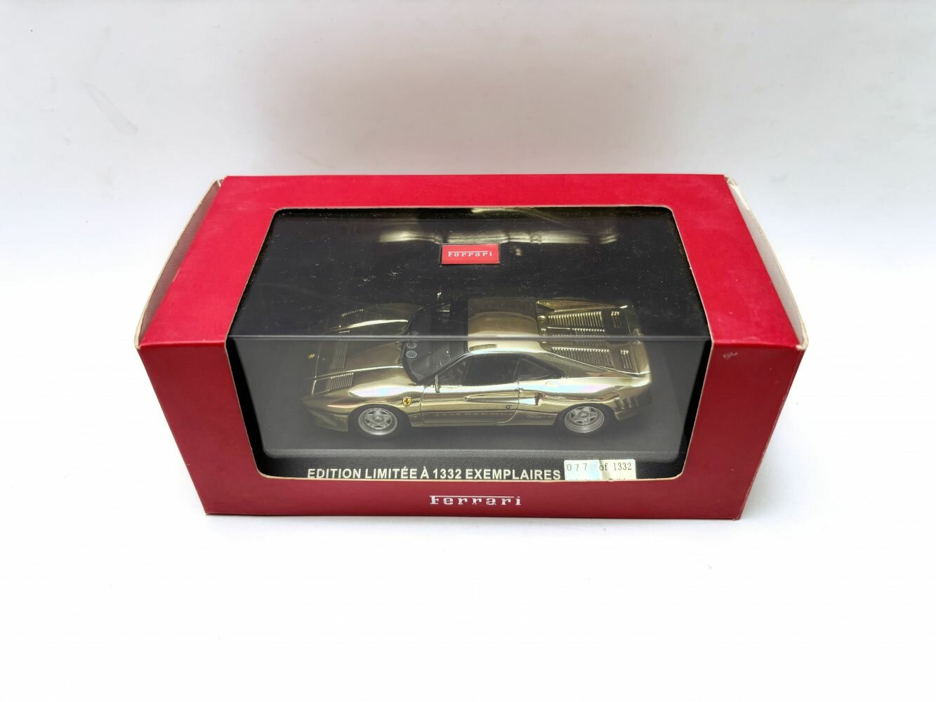 IXO 1/43 Ferrari 288 GTO Модель автомобиля из литого металла