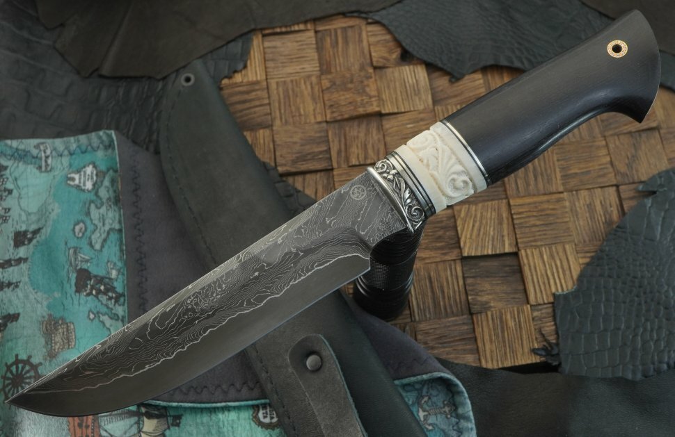 Нож Lemax Тайга (ламинированный дамаск, мельхиор, резная кость, граб)