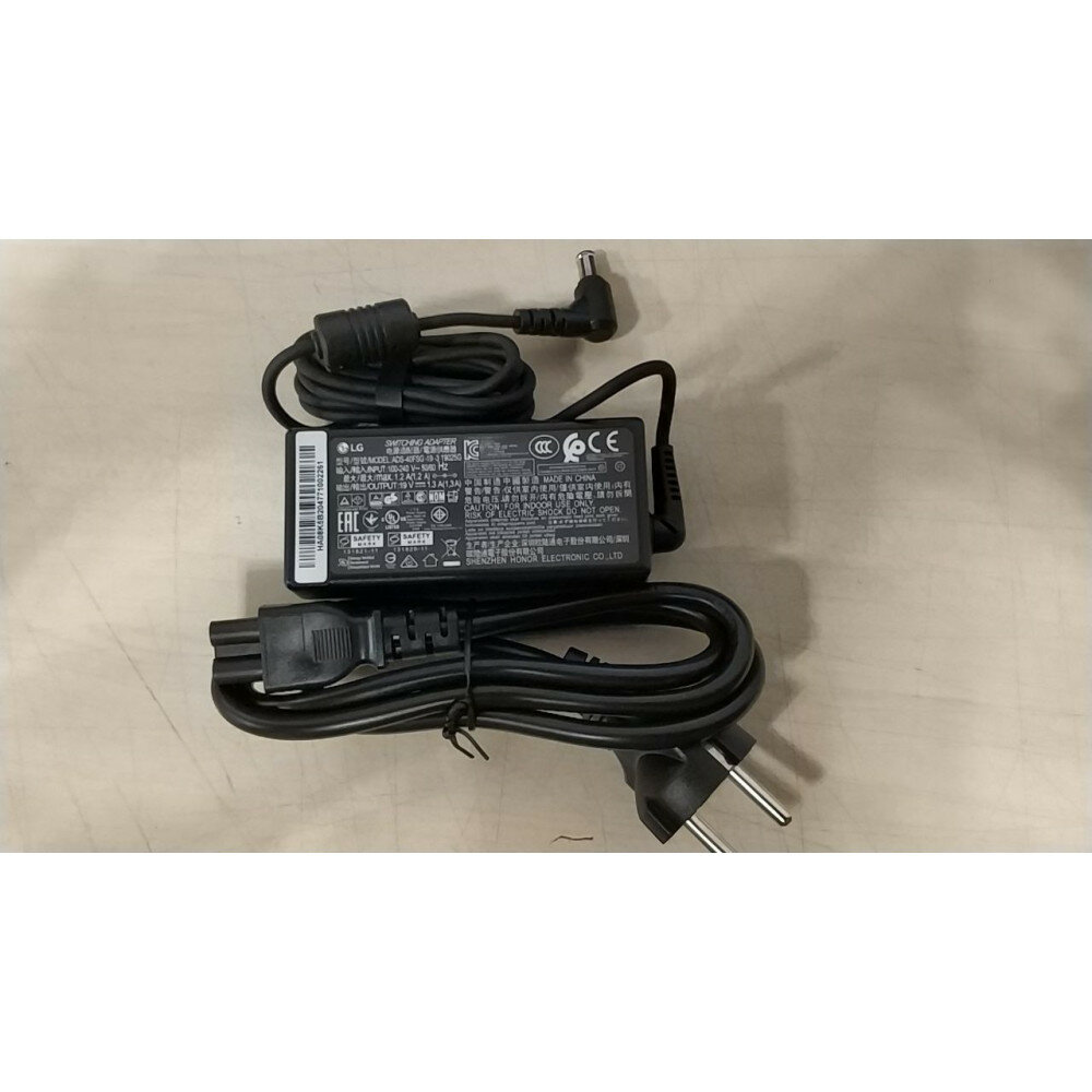Блок питания для монитора и телевизора LCD LG 19V 1.3A 24W 6.5x4.4mm (L251906544QC) черный ORG
