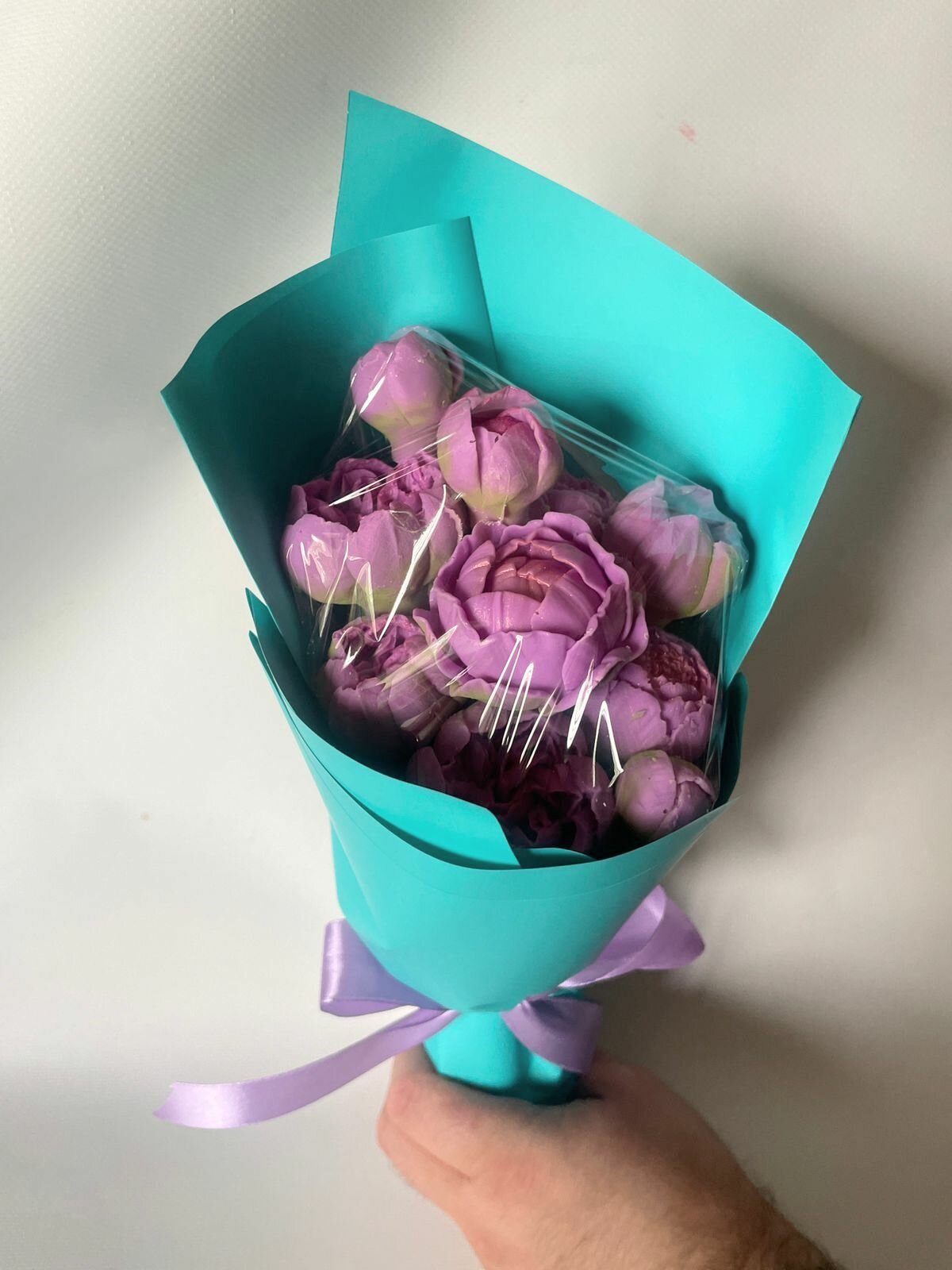 Сладкий букет из конфет ТД НебыковА необычные шоколадные пионы 9 шт сиреневые