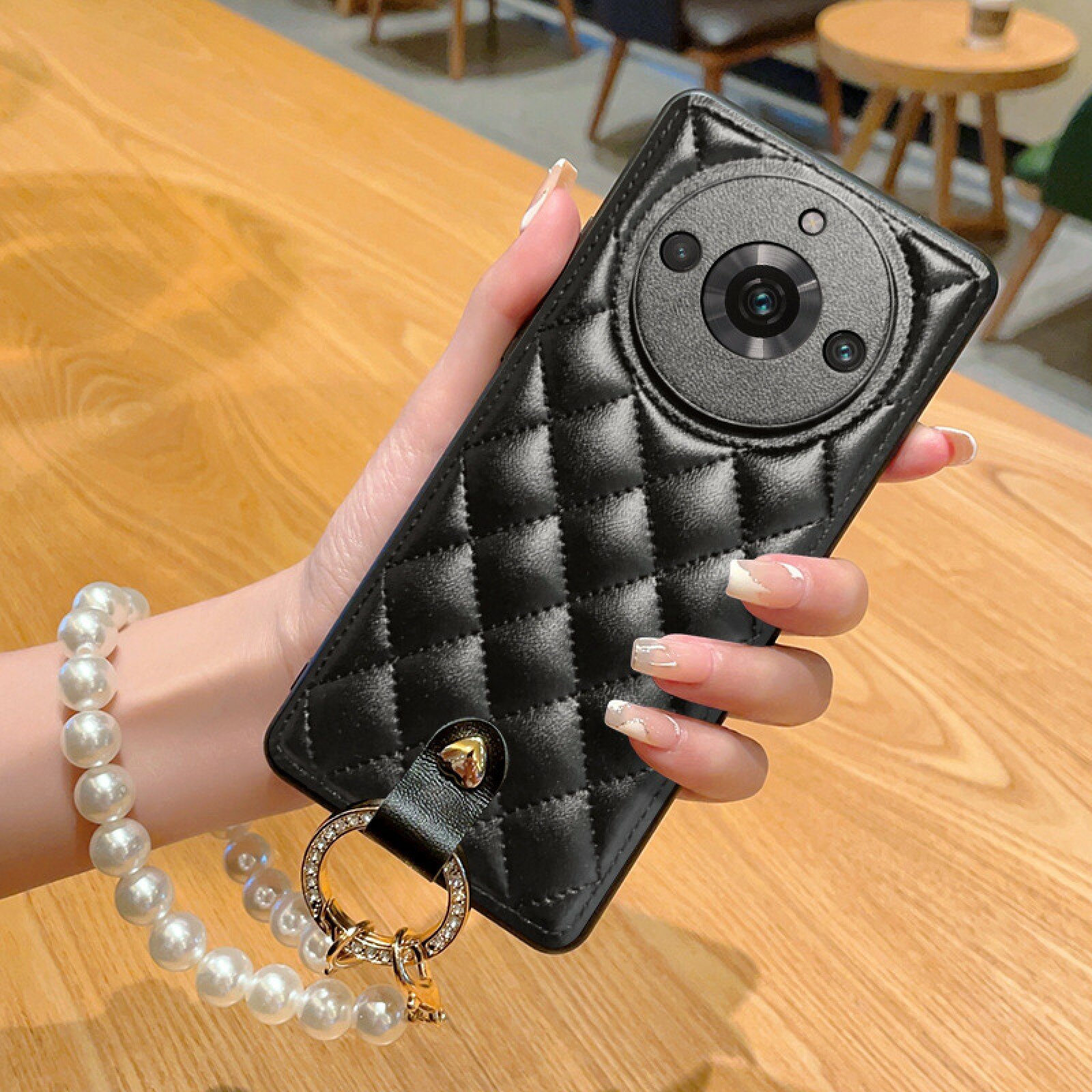 Чехол-бампер MyPads Squisito Overlay для Realme 11 Pro / 11 Pro Plus, стёганая кожа с узором ромбик, черный