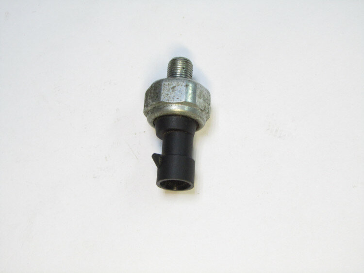 Датчик давления масла 96494264, 90336039, 95961350 P05 Шевроле Лачетти, Реззо, Эванда, Леганза