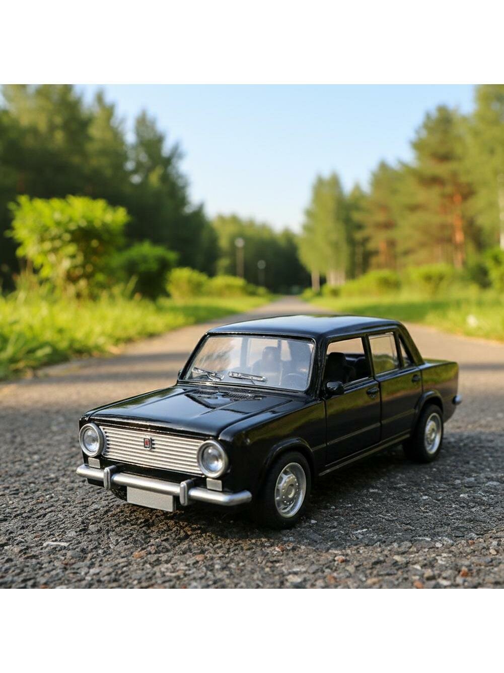 Модель автомобиля Лада из сплава — фото 1