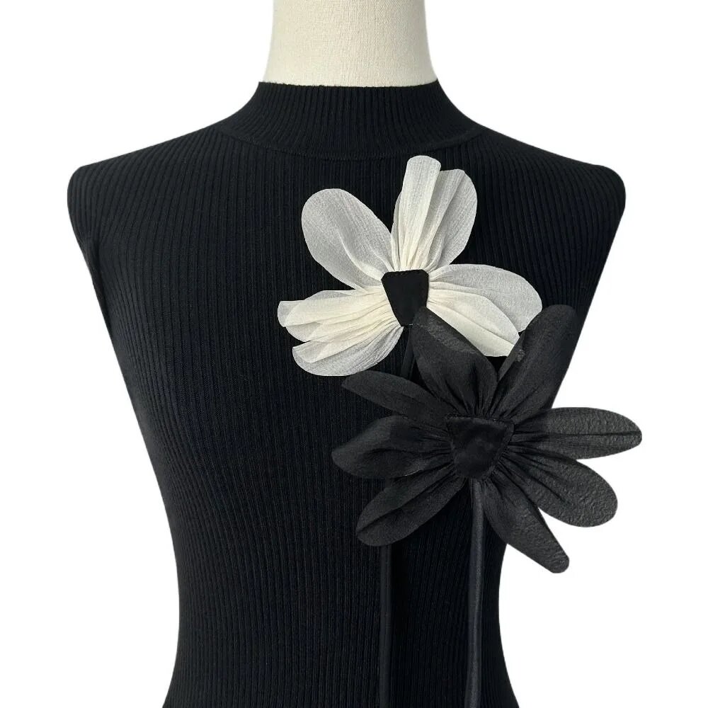 2 шт. съемные аппликации-цветы из органзы и фатина, белые/черные white-black