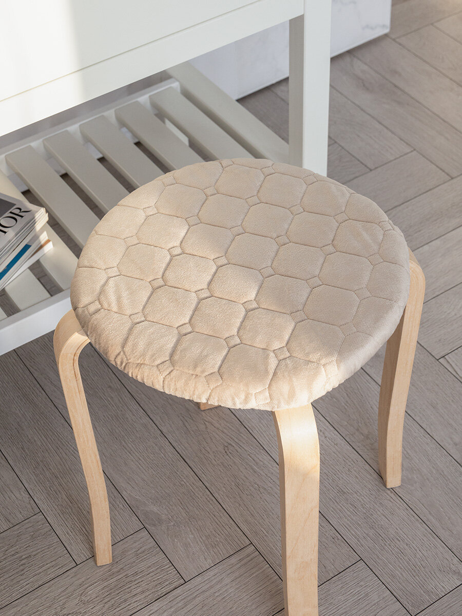 Чехол на табурет/стул DeNASTIA D33 см, круглый, на резинке, бежевый, P111262