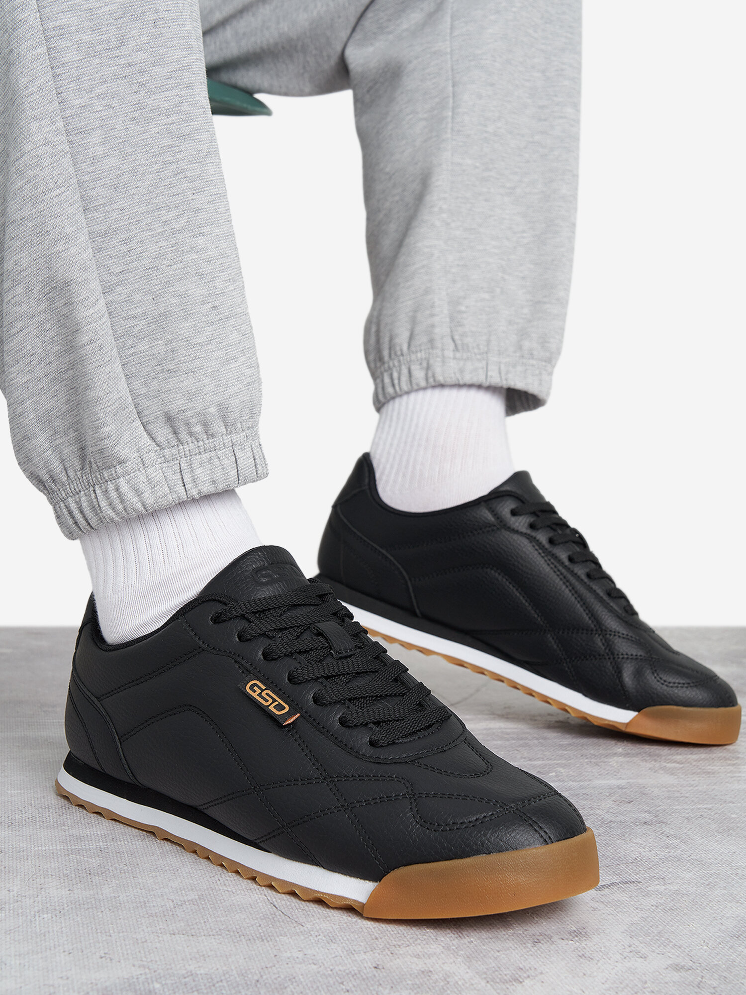 Кроссовки GSD