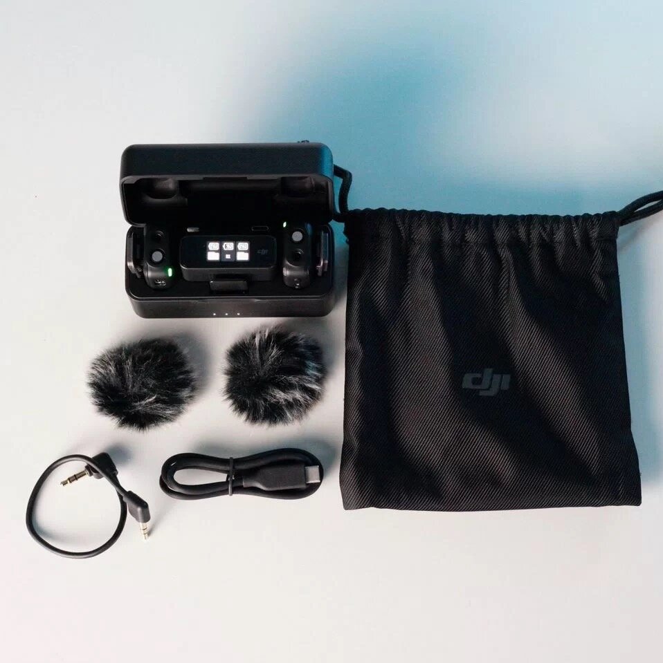 DJI Mic 1 (2 TX + 1 RX + Charging Case) black микрофонная радиосистема