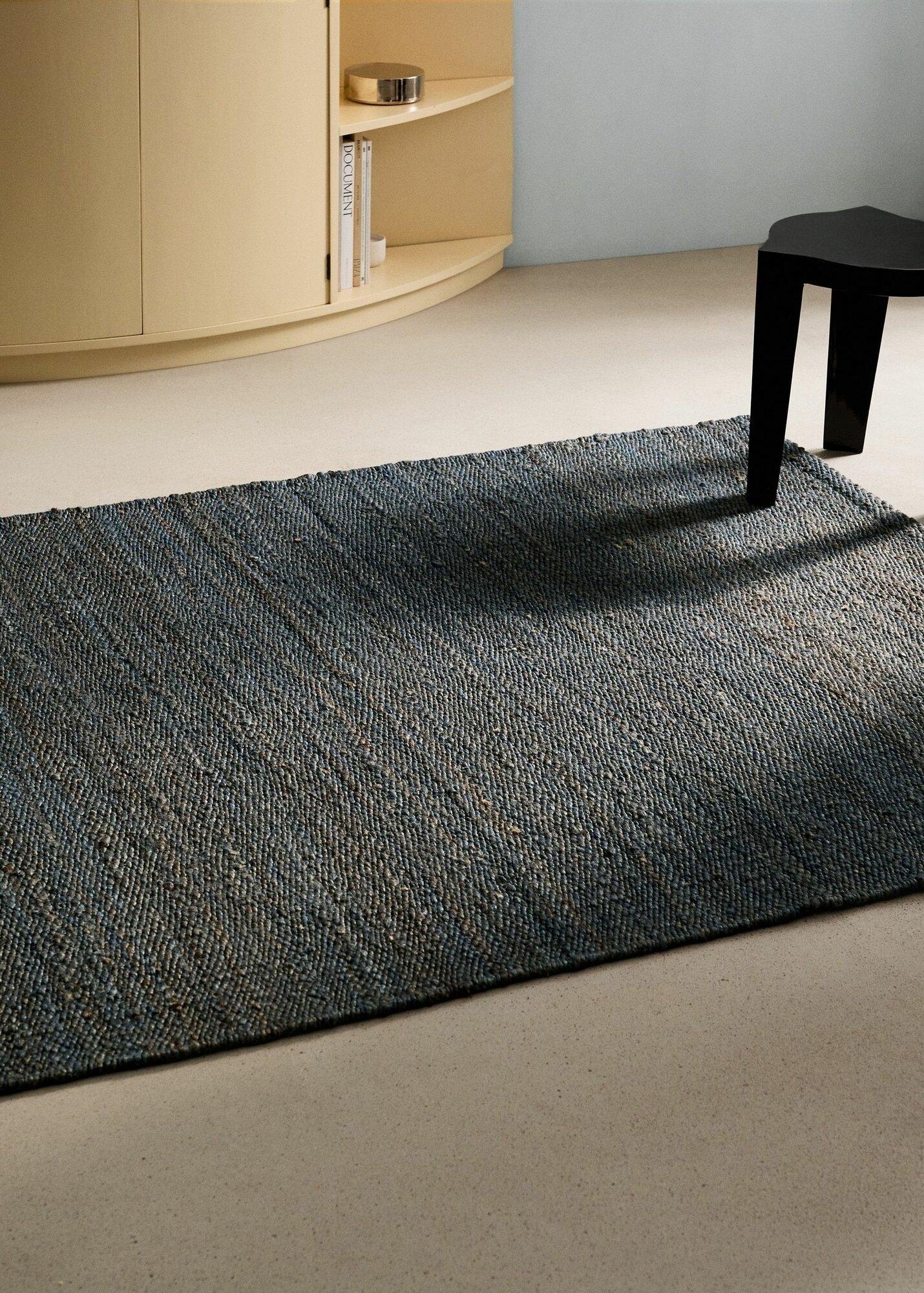 Средний красочный джутовый ковер MANGO 150x200 см Цвет Синий