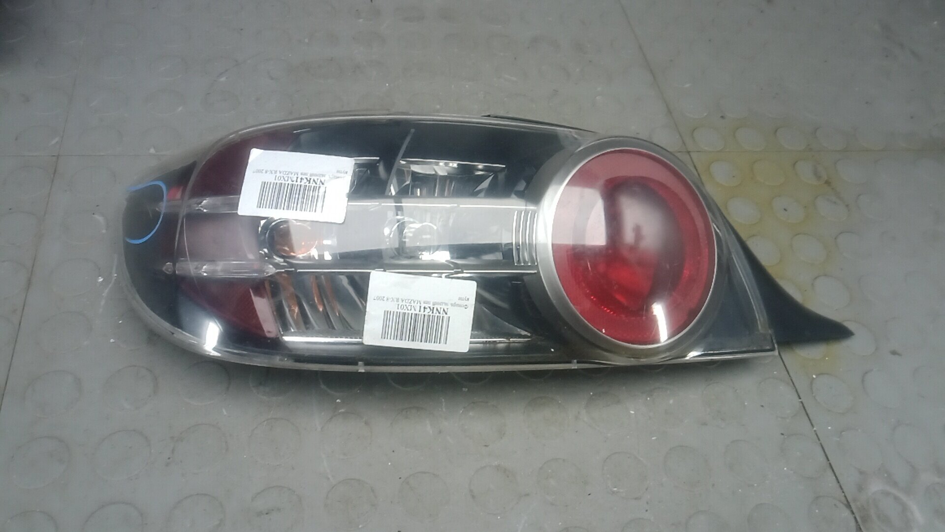 Фонарь задний левый MAZDA RX-8 1