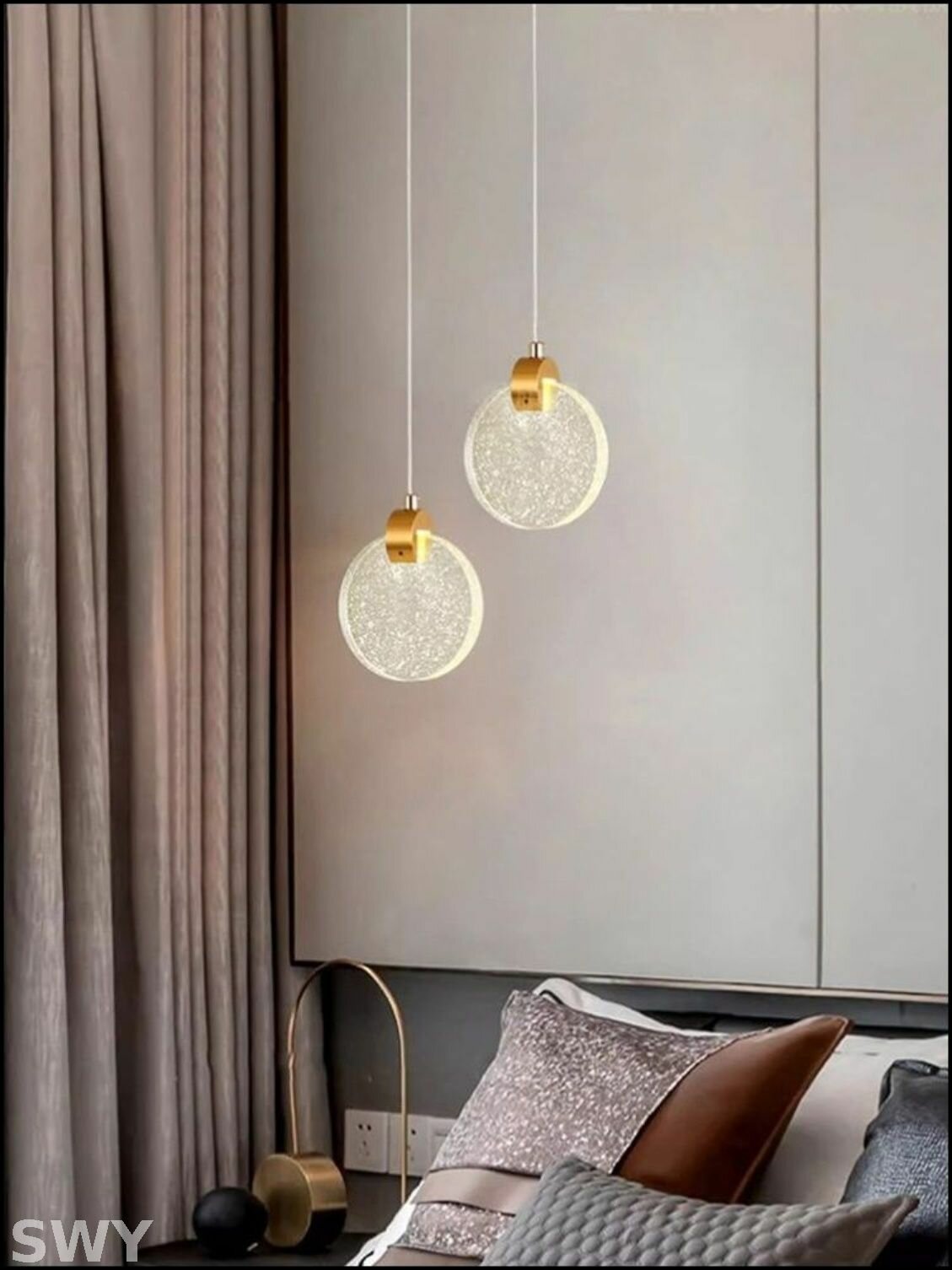 Эксклюзивная золотая люстра с одним потолочным светодиодным плафоном