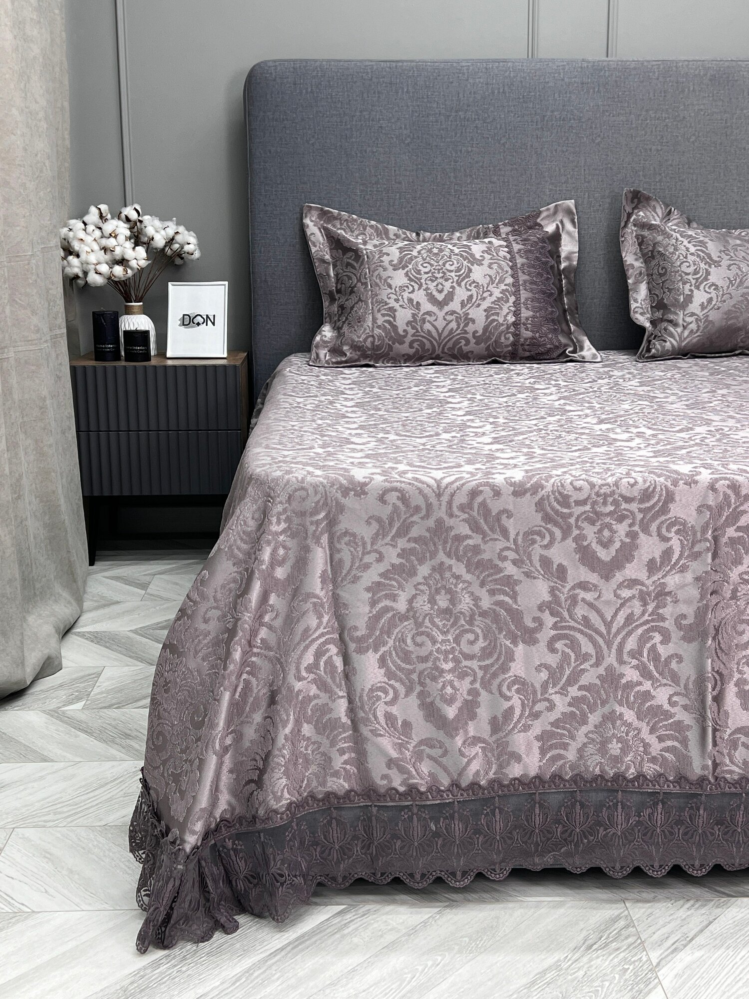 Покрывало с наволочками