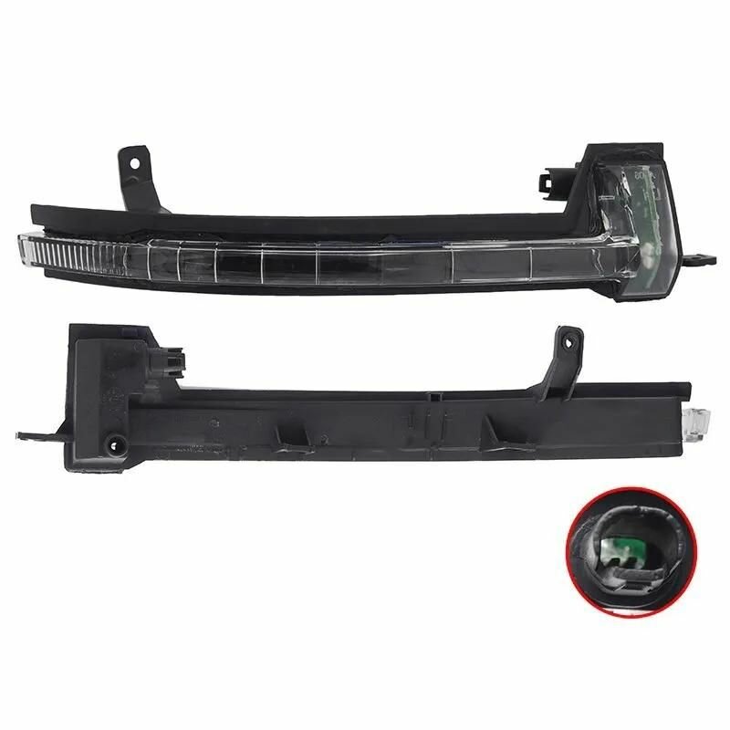 Поворот в зеркало Правый SAT ST-202-0026 Volkswagen Touareg 10-18
