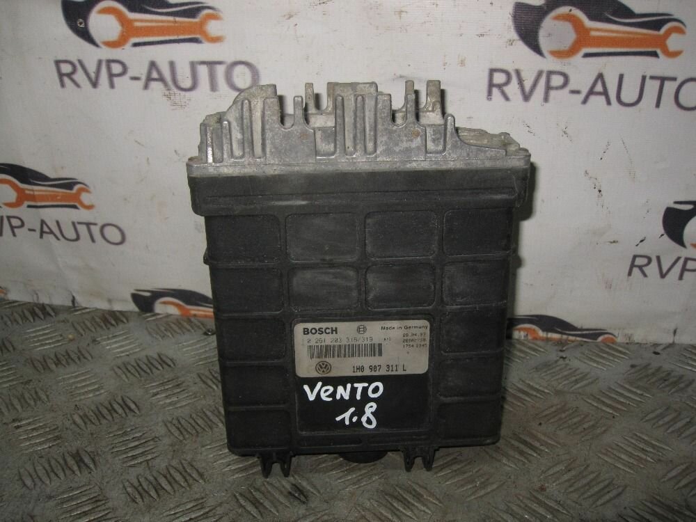 Блок управления двигателем VW Vento 1.8 1991-1999