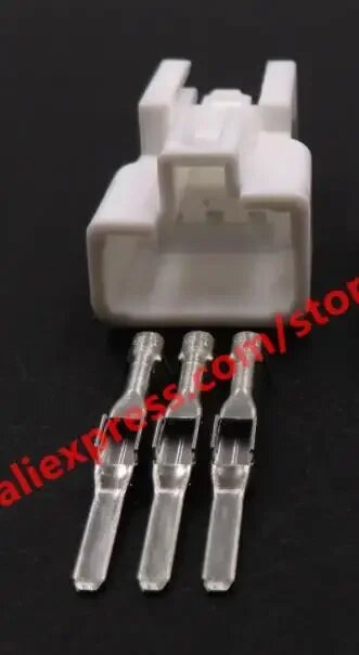 Электрический разъем для автомобильной лампы MG641035