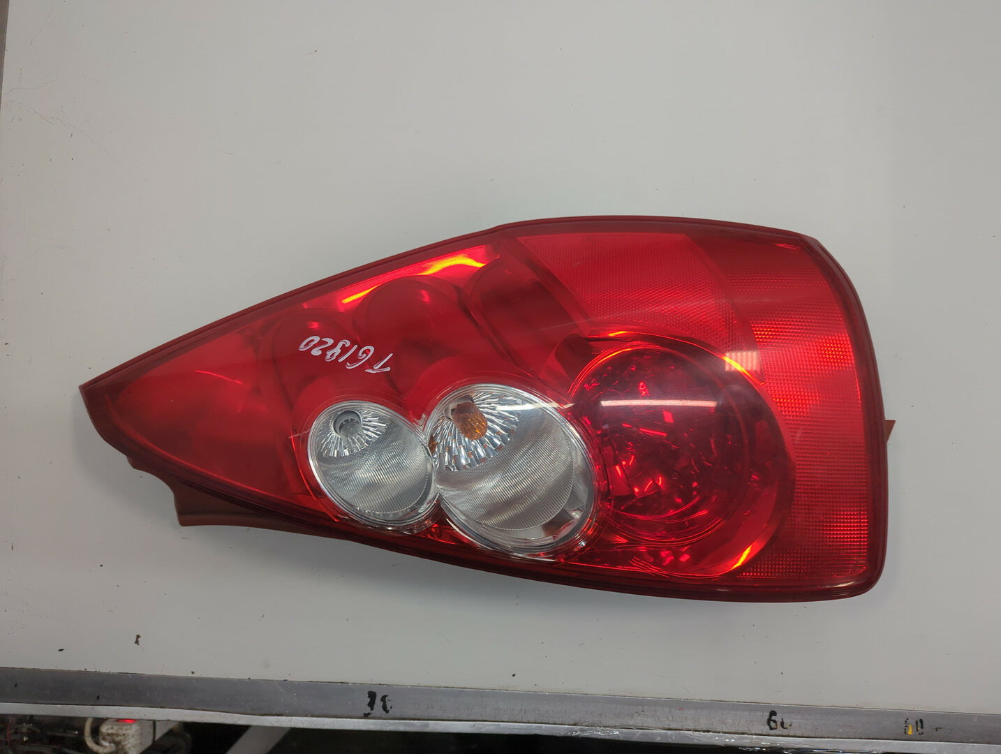 Фонарь (задний) правый Mazda 5 (CR) Б/У