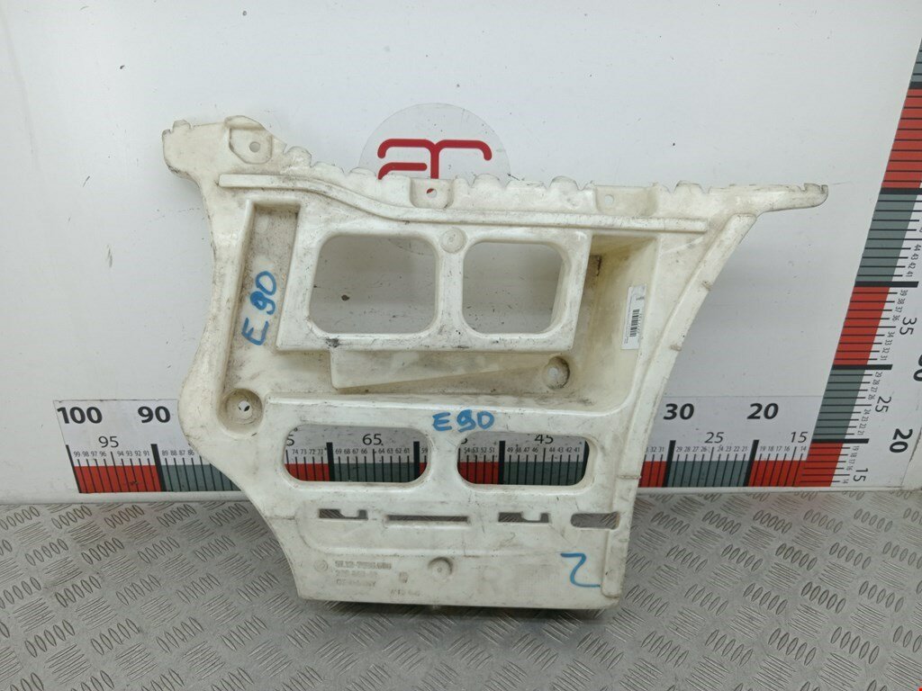Кронштейн (крепление) заднего бампера правый BMW 3-Series (E90/E91/E92/E93) 51127906506 арт. 2277131