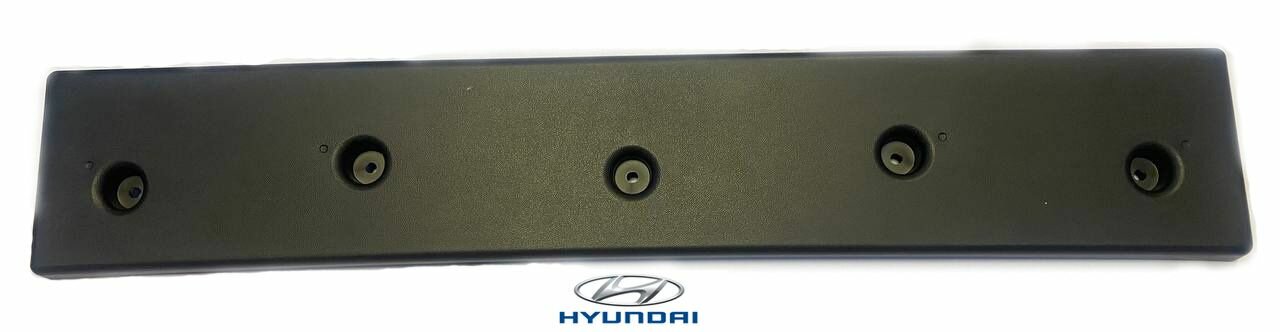 Hyundai-KIA 86519F2000 рамка бампера для крепления номерного знака