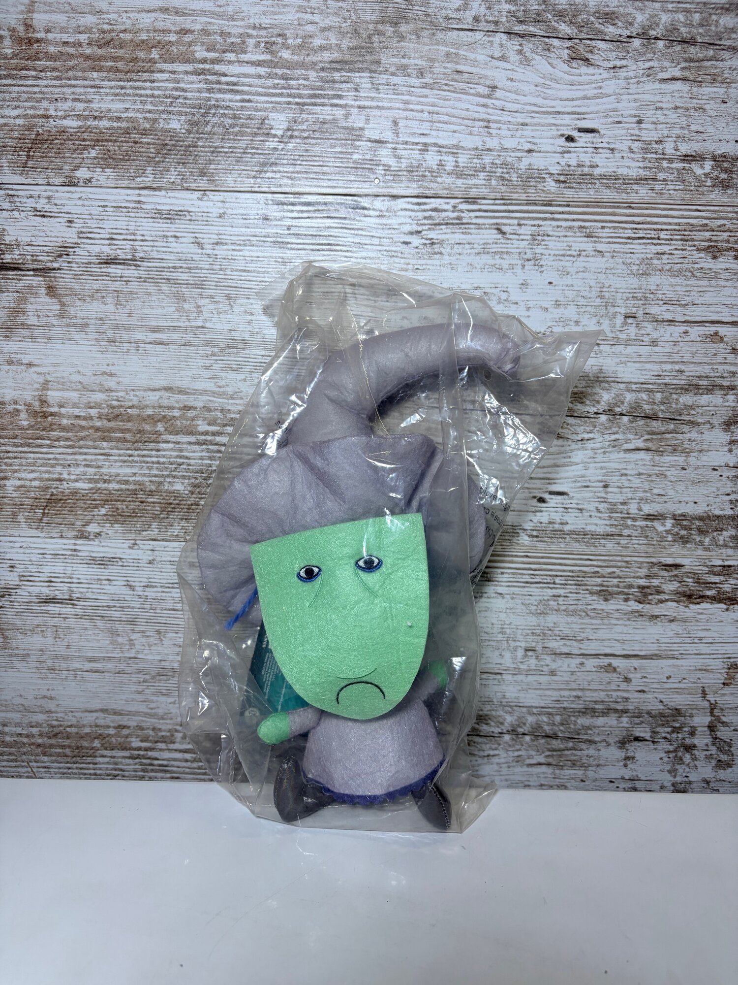 Коллекционная фигурка Kidrobot Крыто (Shock) Disney Tim Burton’s The Nightmare Before Christmas , 20 см