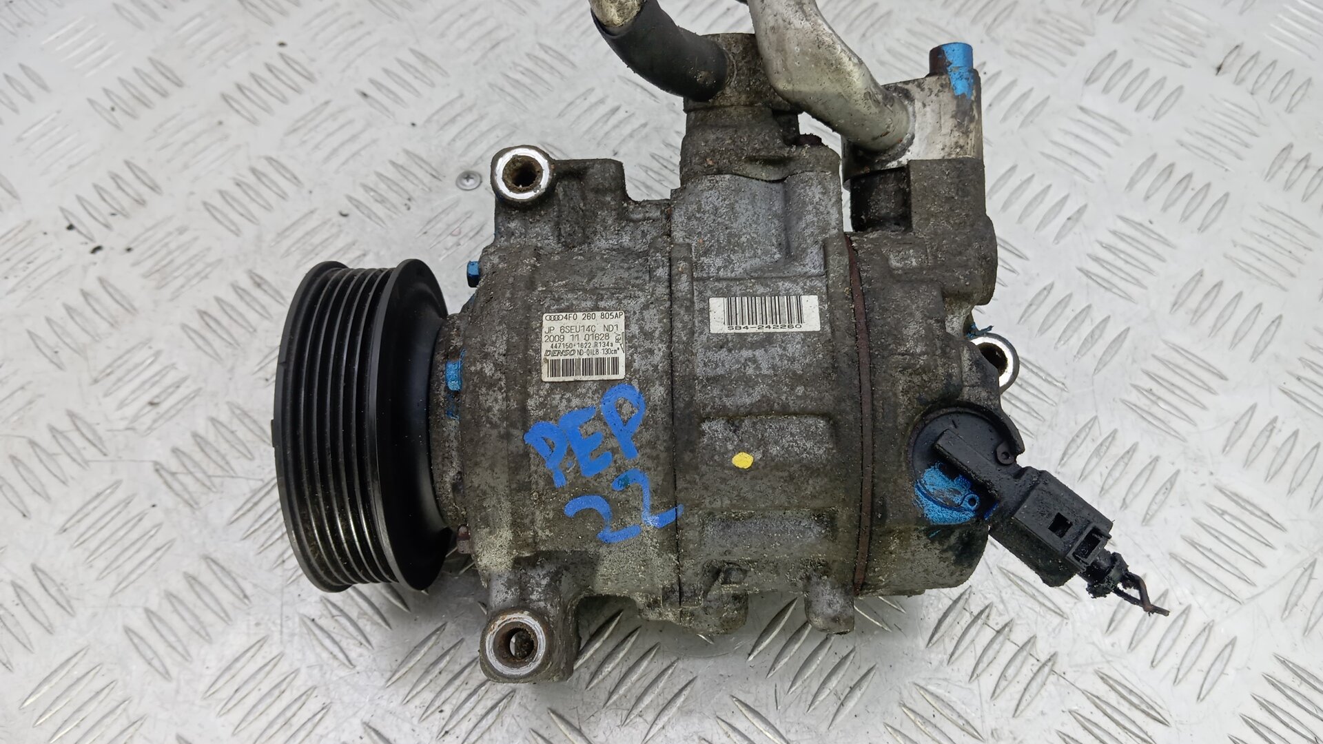 Компрессор кондиционера дизельный AUDI A6 C6, Номер 4F0260805AP