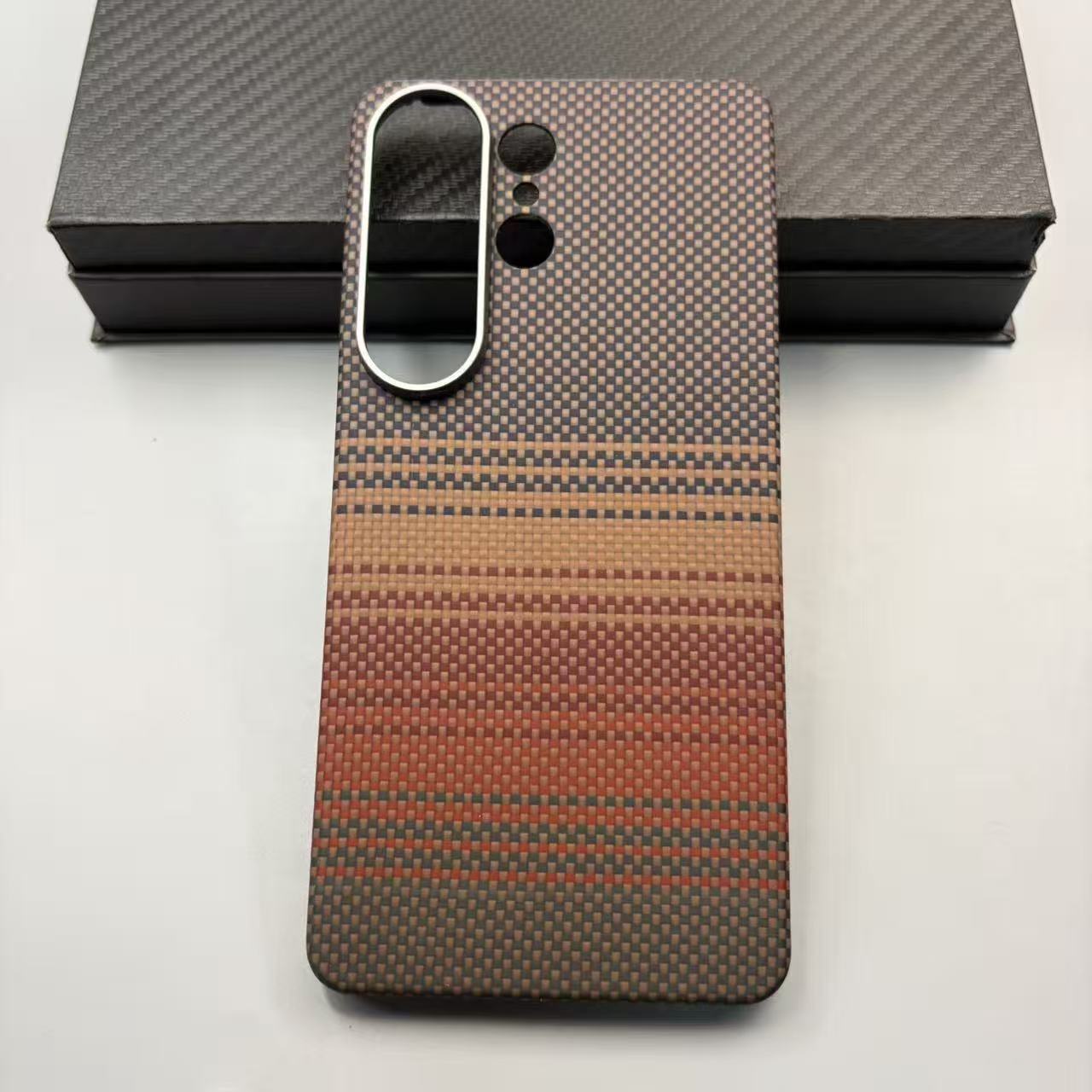Чехол на Samsung Galaxy S26 Ultra, Tactile Woven Case Sunset