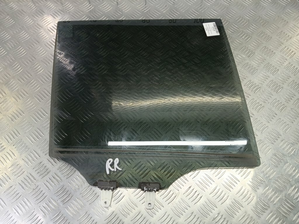 Стекло двери заднее правое Б/У для SUZUKI Grand Vitara II рестайлинг (2008—2012) 84503-65J20