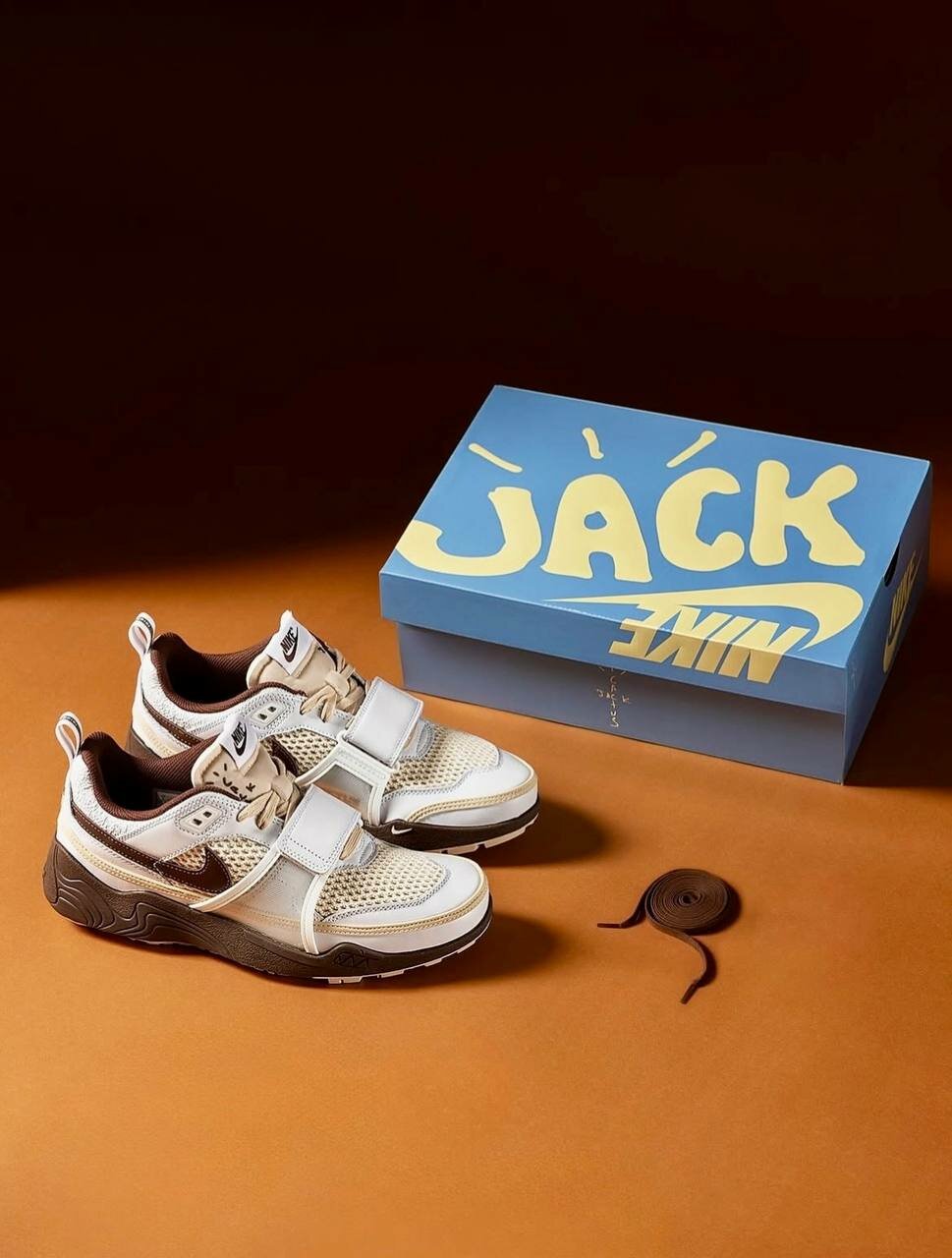 Кроссовки Nike Air Jordan Zoom Field Jaxx "Travis Scott - Light Chocolate"