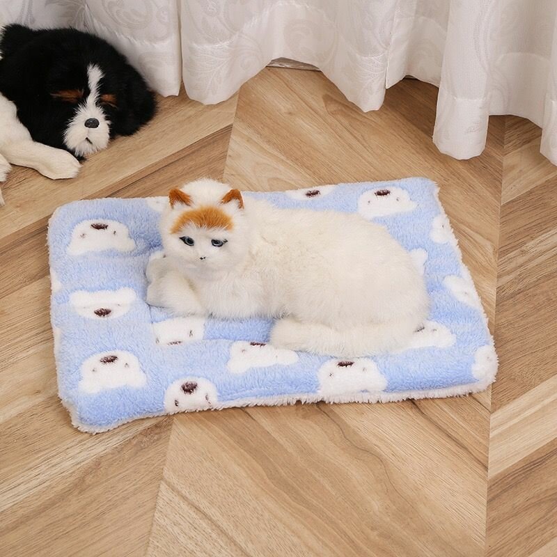 Теплый матрас для кошек и собак