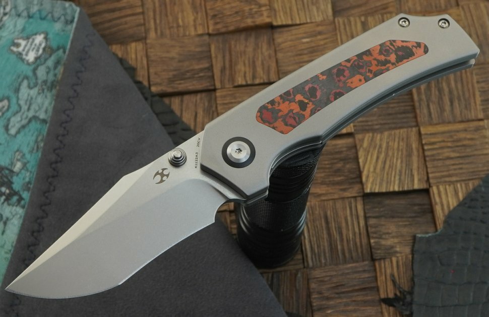 Складной нож Kansept Knives Fermi, сталь CPM 20CV, SW, рукоять титан/fat carbon