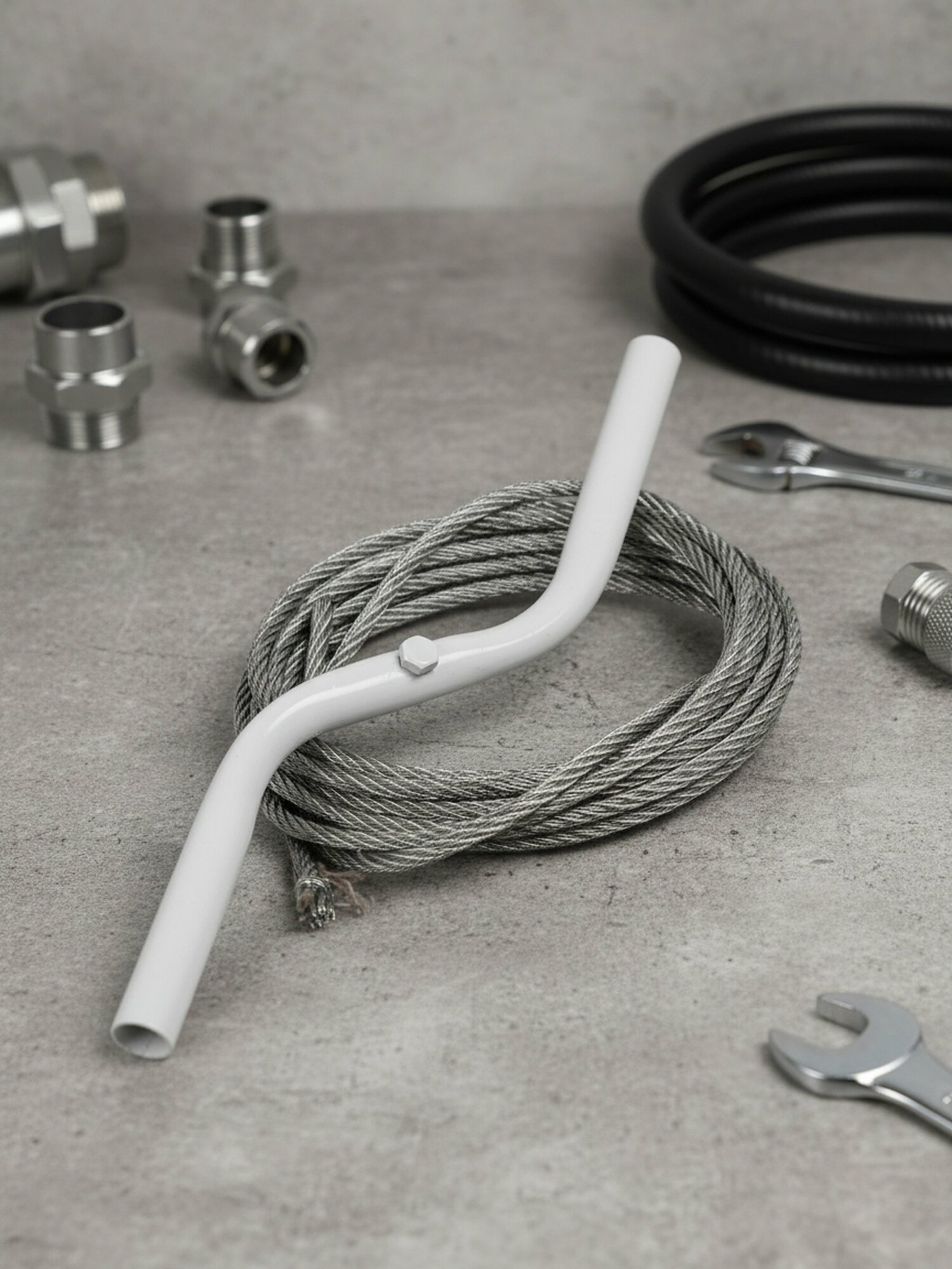 Трос сантехнический канализационный канатный СантехКреп 6 мм 3.5 м для прочистки труб и устранения засоров в канализации