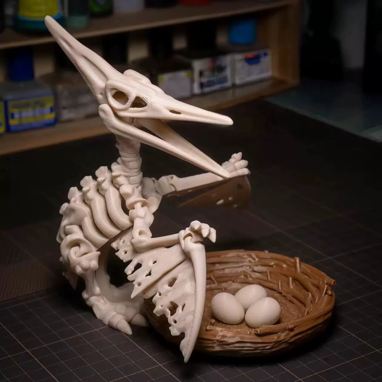 3D-печать птеранодона костного цвета с гибкими суставами, высота 16 см, включает гнездо и 6 динозавриных яиц,