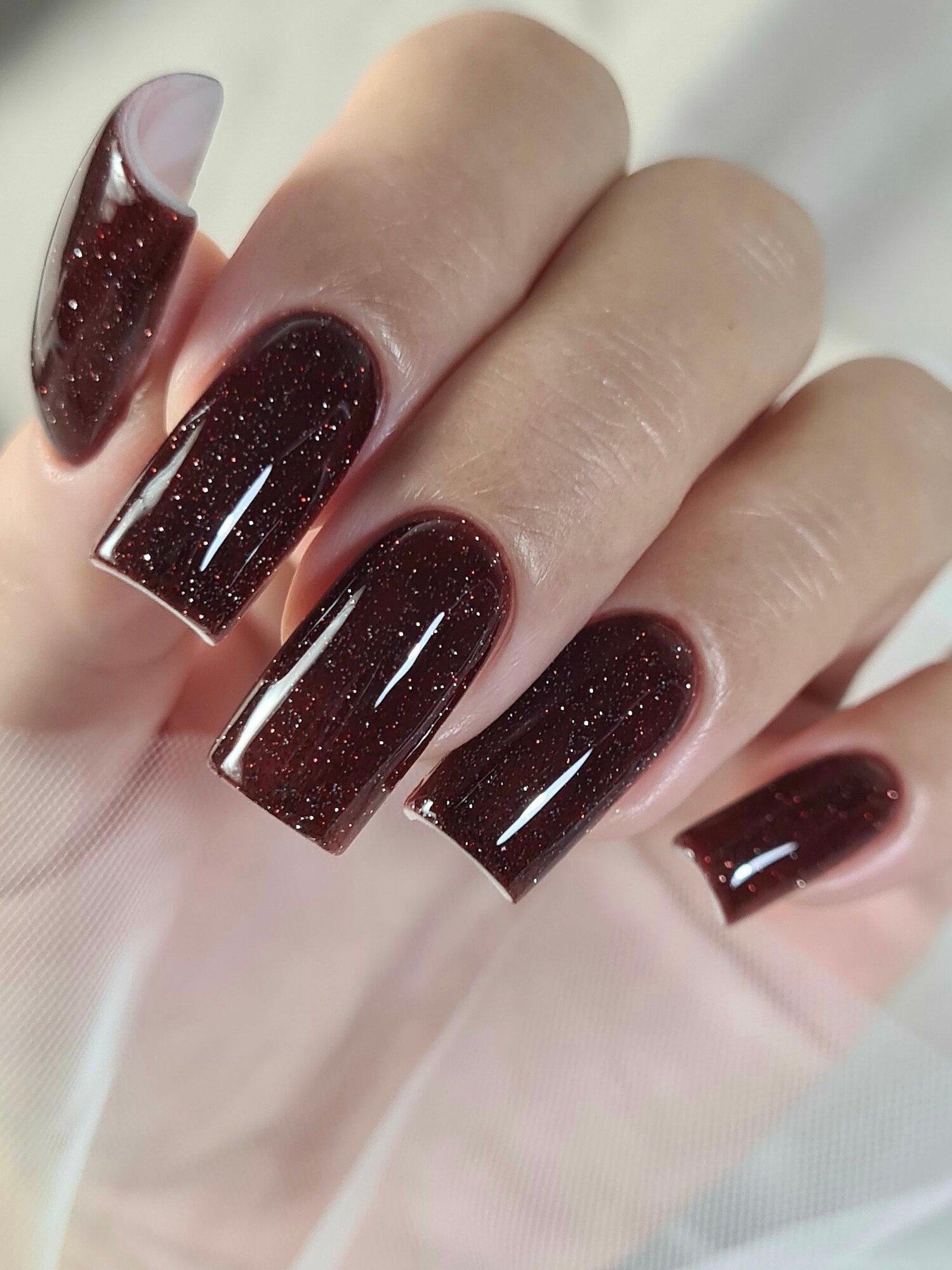Chocolate 04 гель-лак с насыщенным шоколадным оттенком, Elpaza 10ml