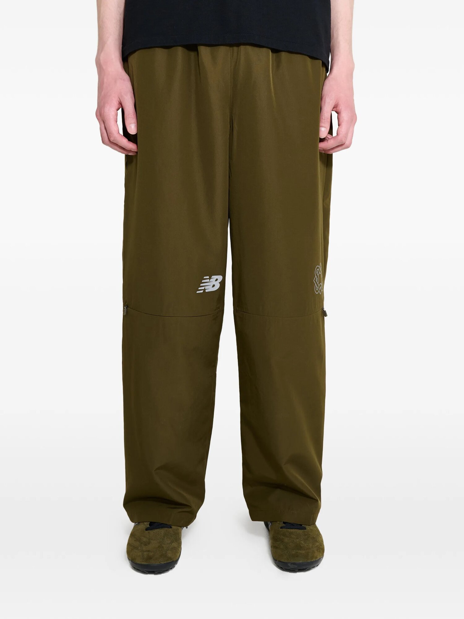 Брюки New Balance Logo-print track pants, размер S INT, green — фото 1