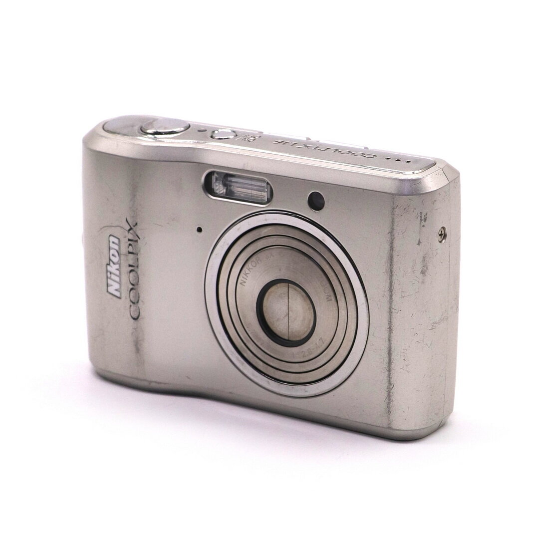 Фотоаппарат компактный Nikon Coolpix L16 silver