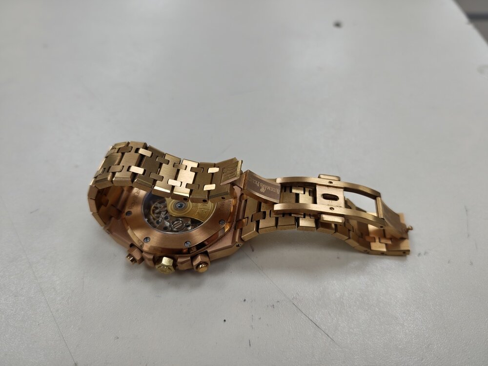 Часы наручные Audemars Piguet б/у уценка
