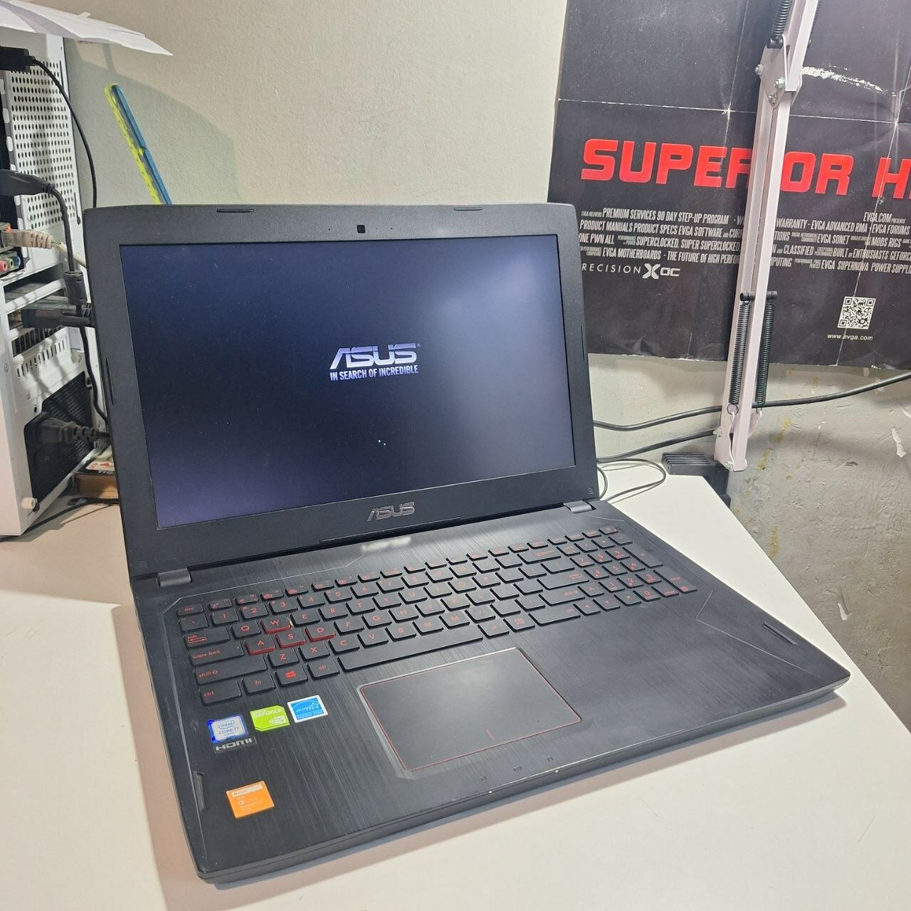 Asus Игровой ноутбук 15,6" GTX 1060 3gb, I7-6700, 8GB ddr4, SSD 128gb, FullHD