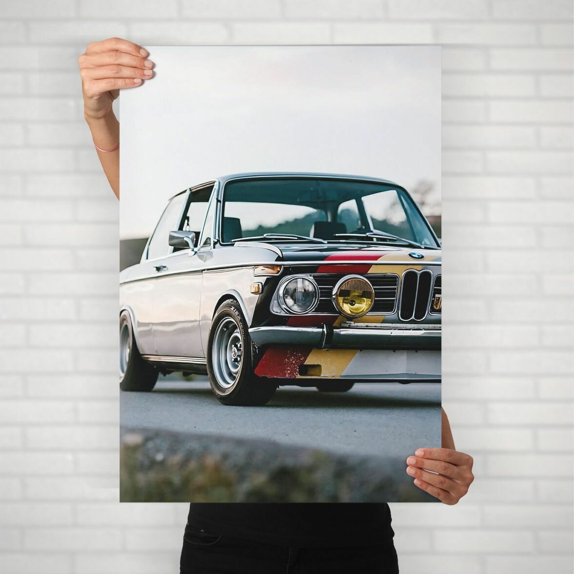 Плакат на стену для интерьера Культовые машины (BMW 2002 Turbo 7) - Постер по легендарным и классическим ретро автомобилям формата А2 (42x60 см)
