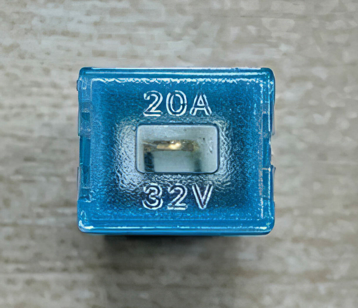 Предохранитель 20A NORD YADA 10x12 мм