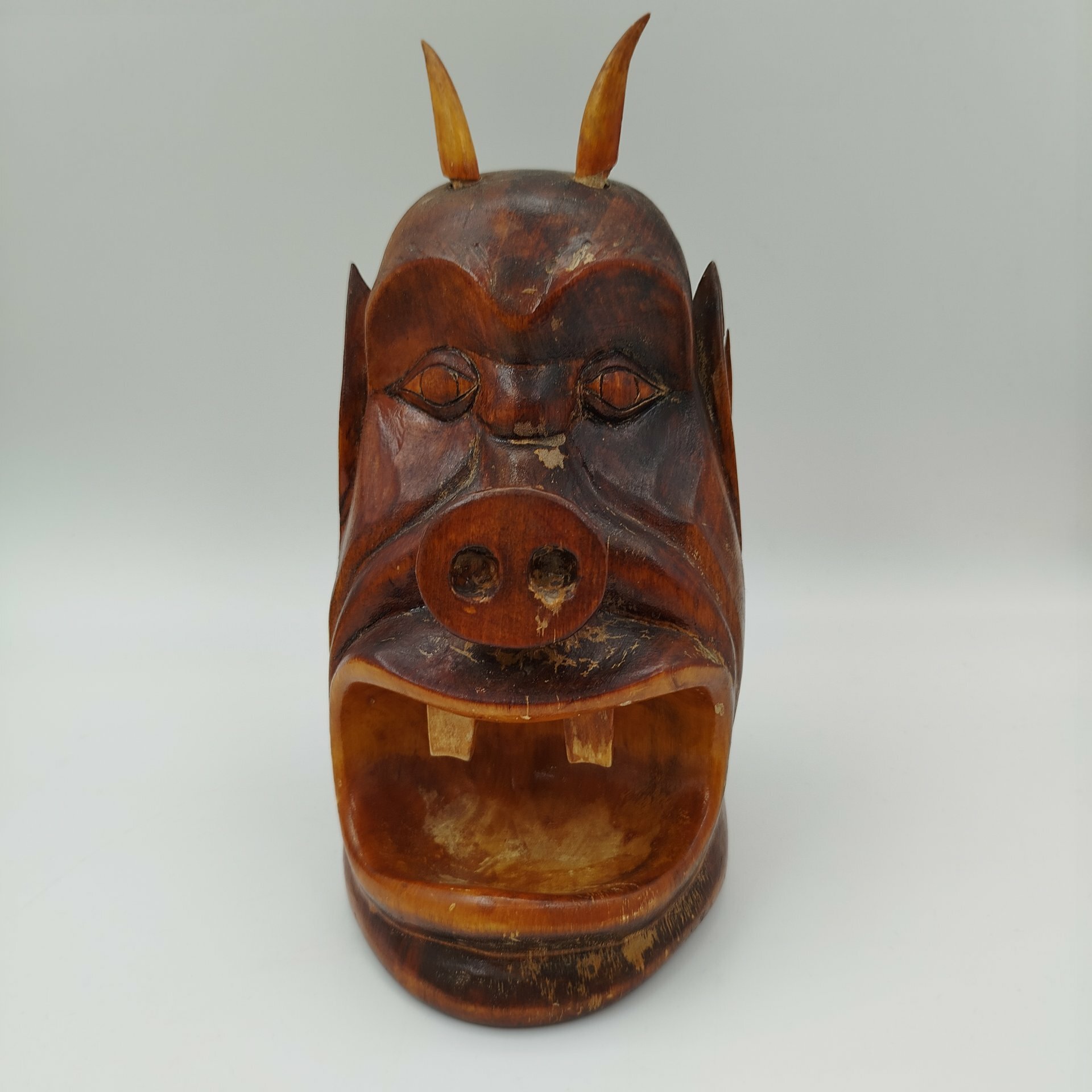 Статуэтка "Чёрт" ("Бесёнок"), дерево, резьба, СССР, 1980-1990 гг.