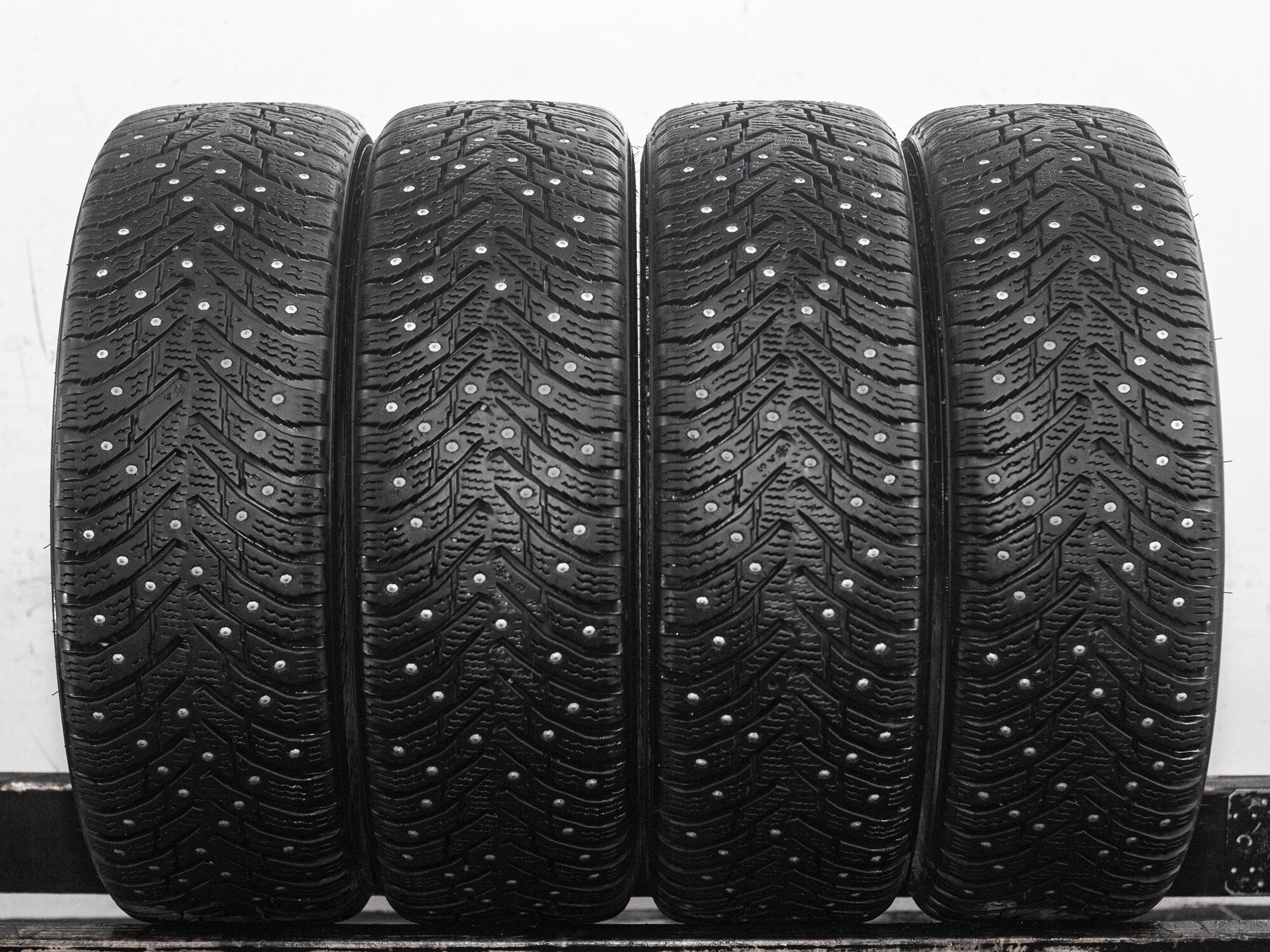 Nokian Hakkapeliitta 8 175/65 R15 88T XL