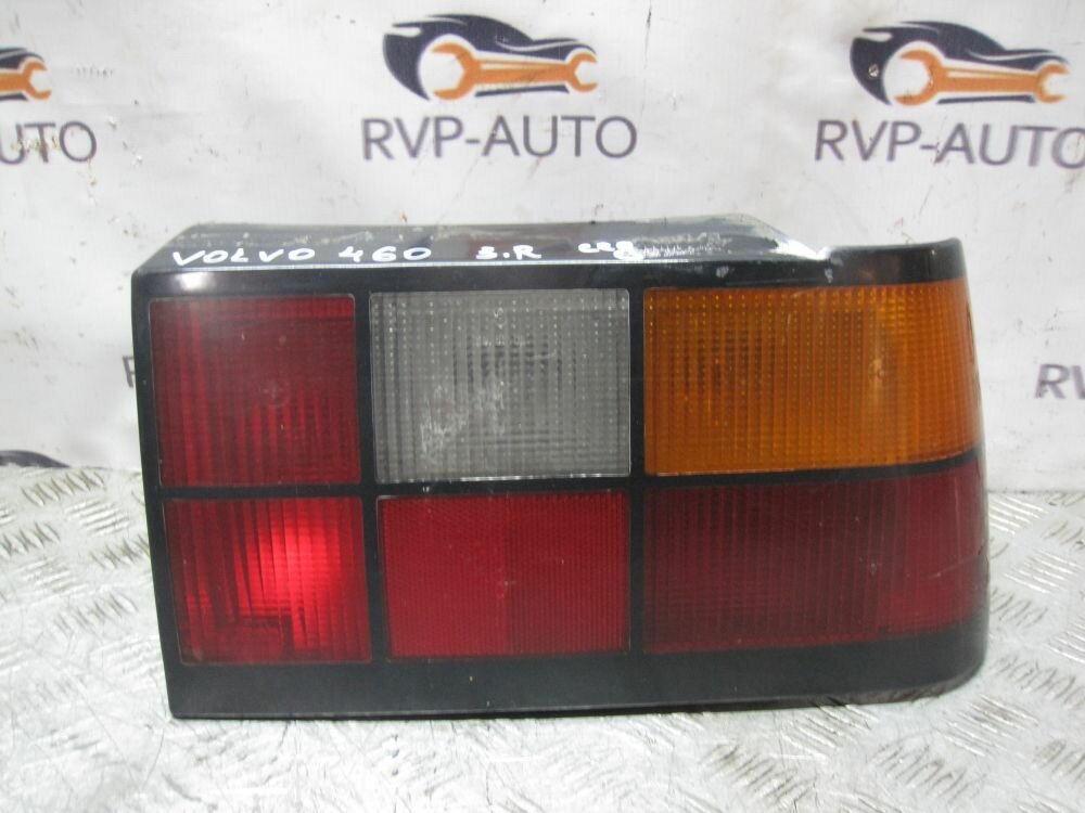 Фонарь задний правый Volvo 460 1.8 1992-1994