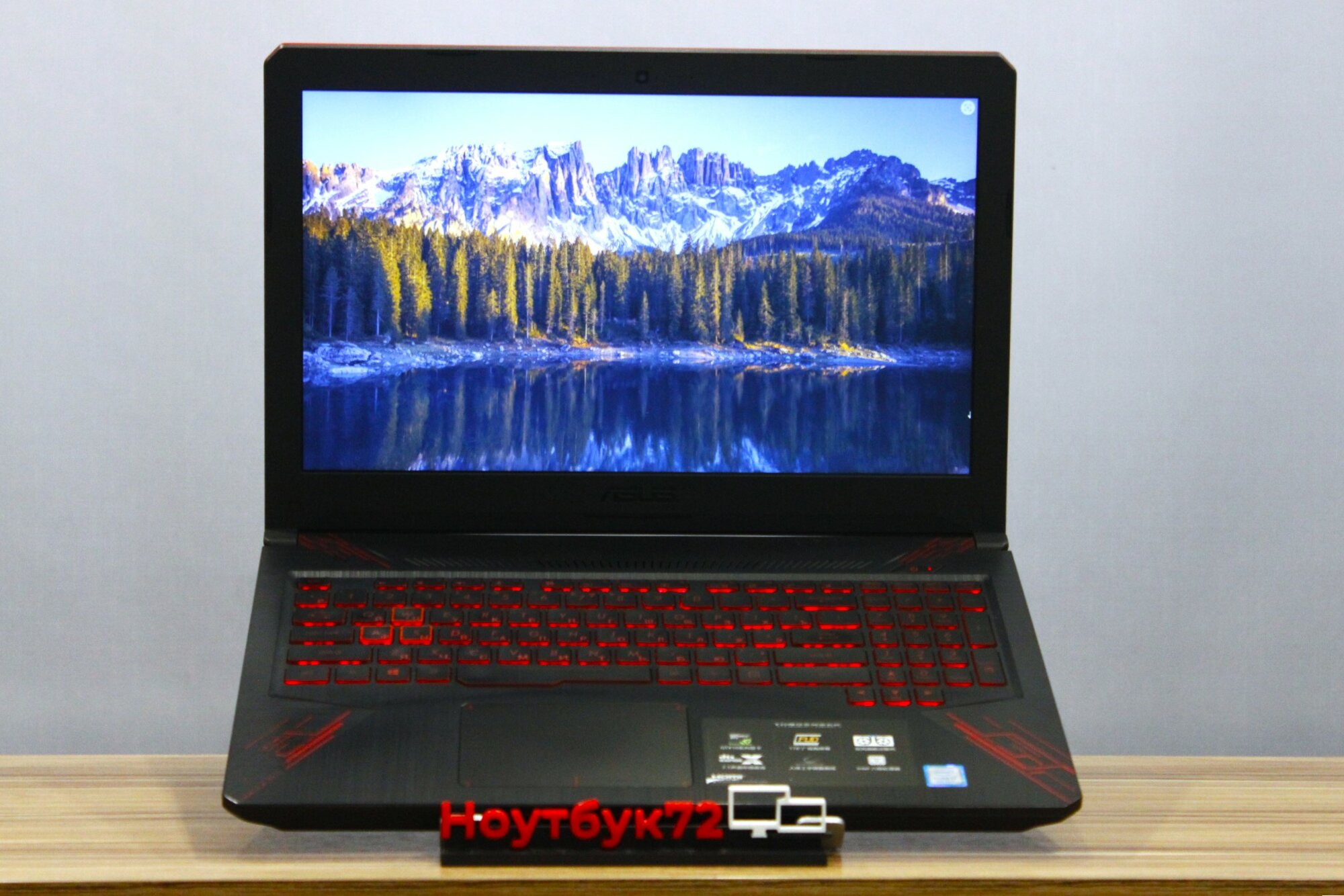 Игровой ноутбук Asus FX80GE8750-1B8BXYQ4X10/15.6" (1980х1020)/Intel Core i7-8750H/8ГБ DDR4/GTX1050Ti/512ГБ SSD/Win11