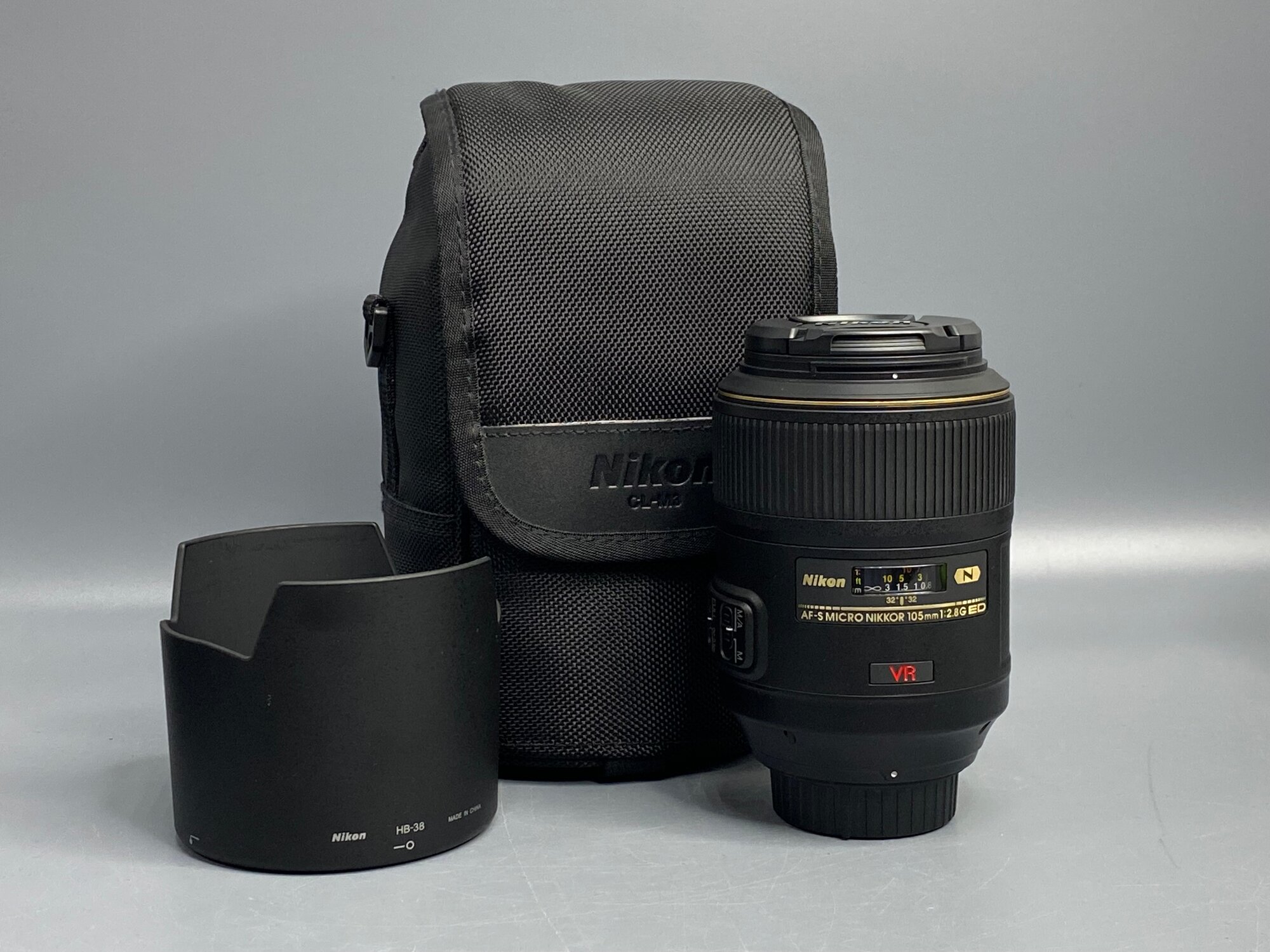 Nikon AF-S VR Micro-Nikkor 105mm f/2.8G IF-ED