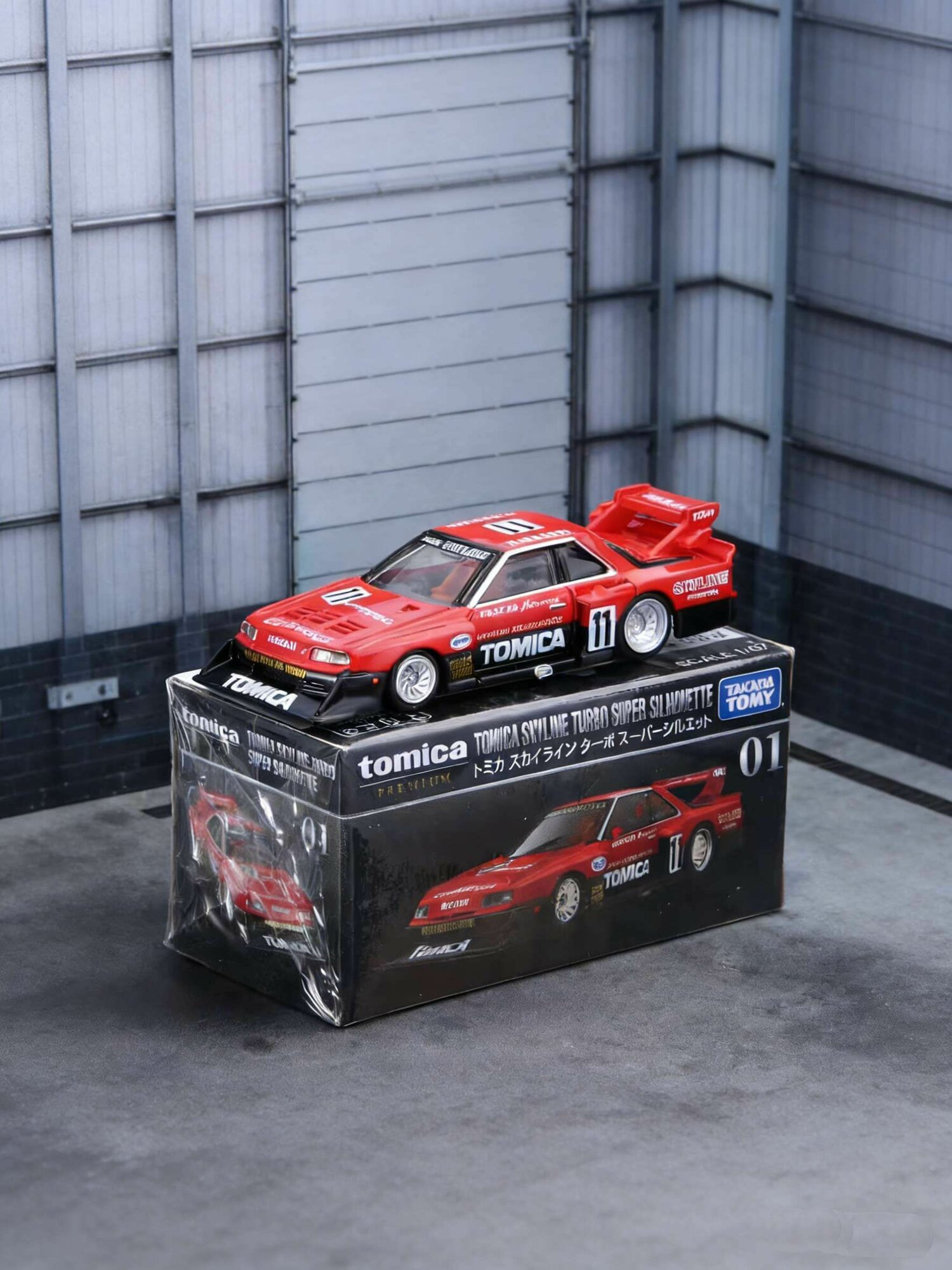 Металлическая модель автомобиля Nissan Skyline Turbo Super Silhouette (TP01) от Tomy