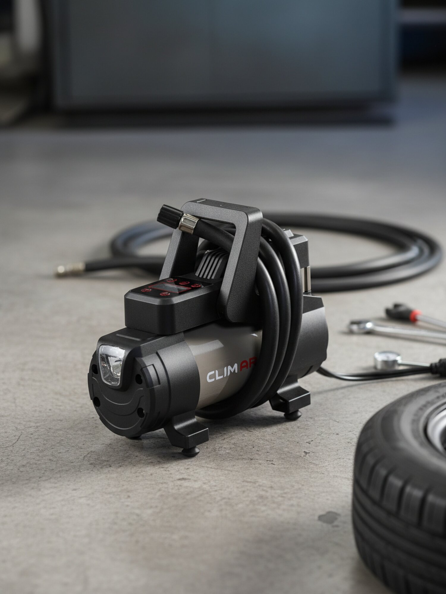 Автомобильный компрессор Clim Art CA-35L Smart 35 л/мин 12В 7 атм 168Вт для шин в прикуриватель с сумкой CLA00004