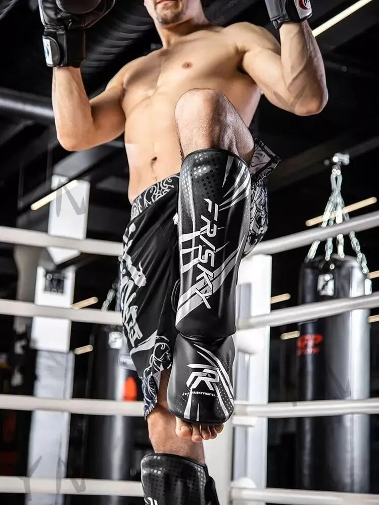 FRISKY FIGHTER Защита голени для тайского бокса, размер 0, черная