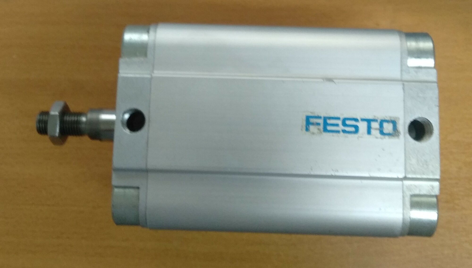 Пневмоцилиндр FESTO ADVU-63-60-A-P-A 156047, двустороннего действия