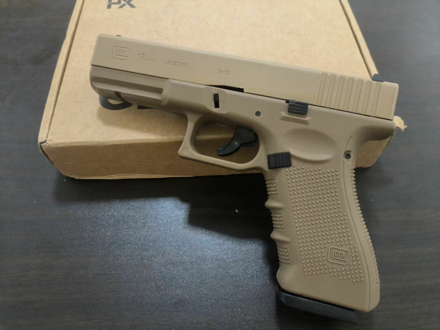Орбизы Glock G17 игрушечный для детей 14+