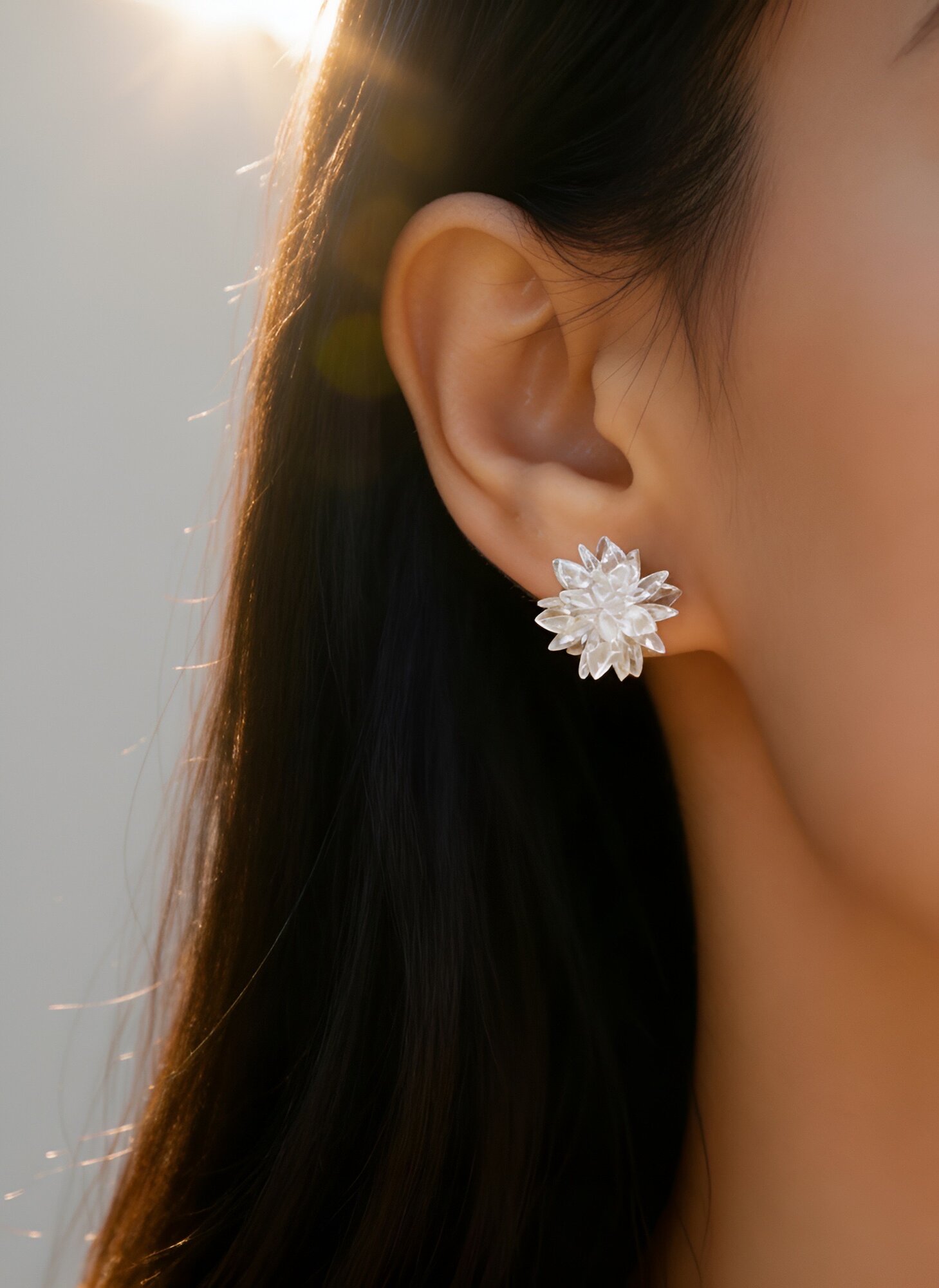 Серьги пусеты, кристаллы Swarovski